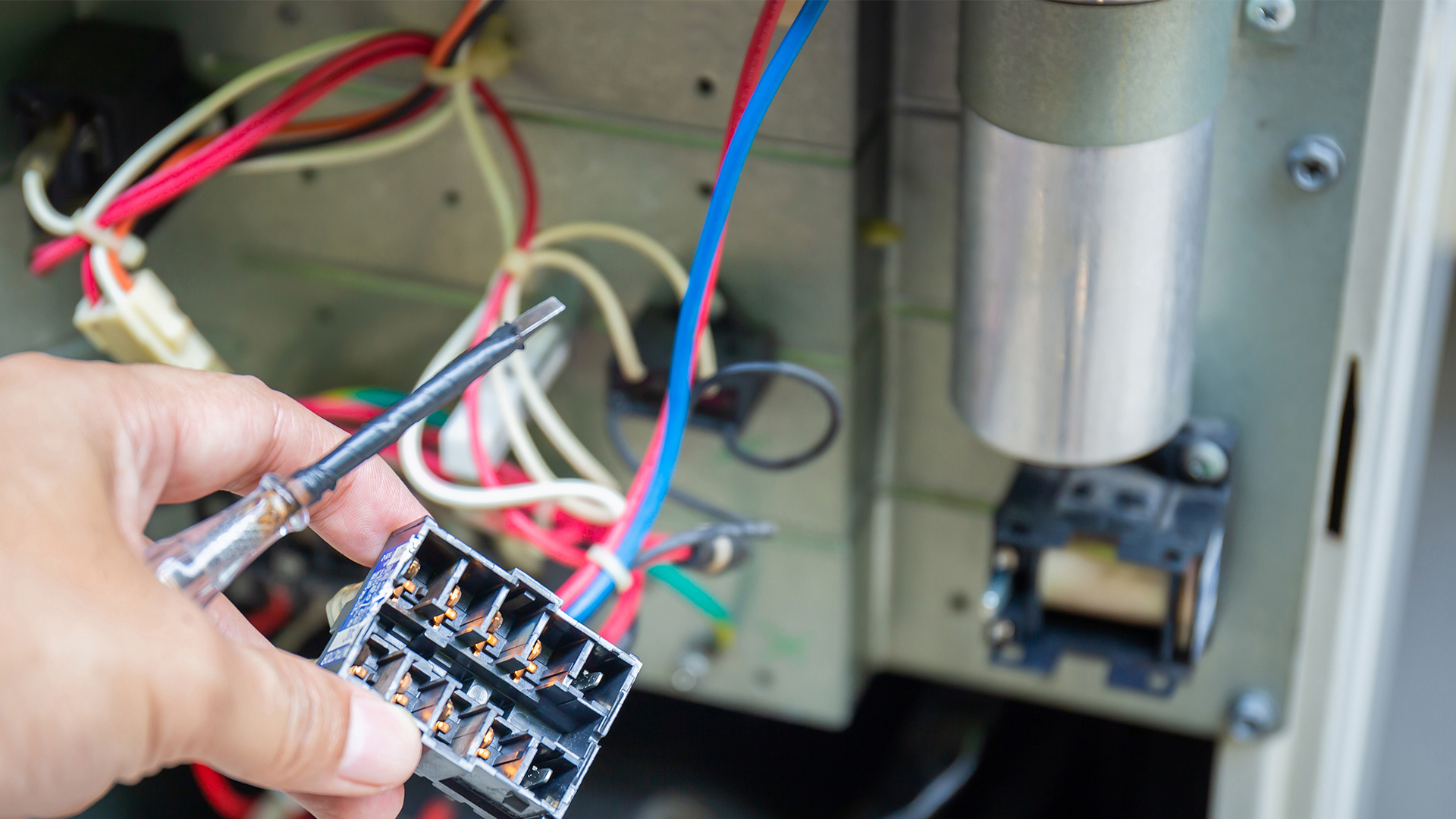 Benefits of Regular HVAC Tune-Ups in Miami | Emergency AC Corp